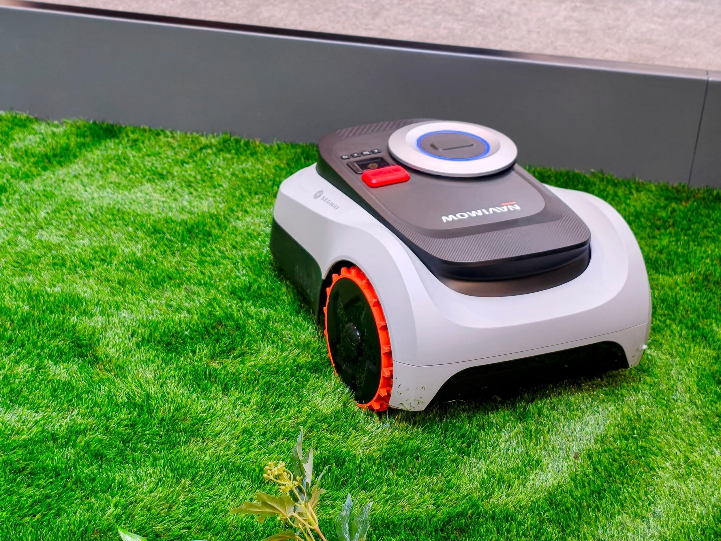 Segway’s new robot mowers cut an acre in 11 hours