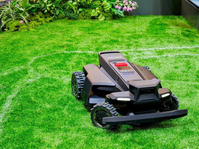 Segway’s new robot mowers cut an acre in 11 hours