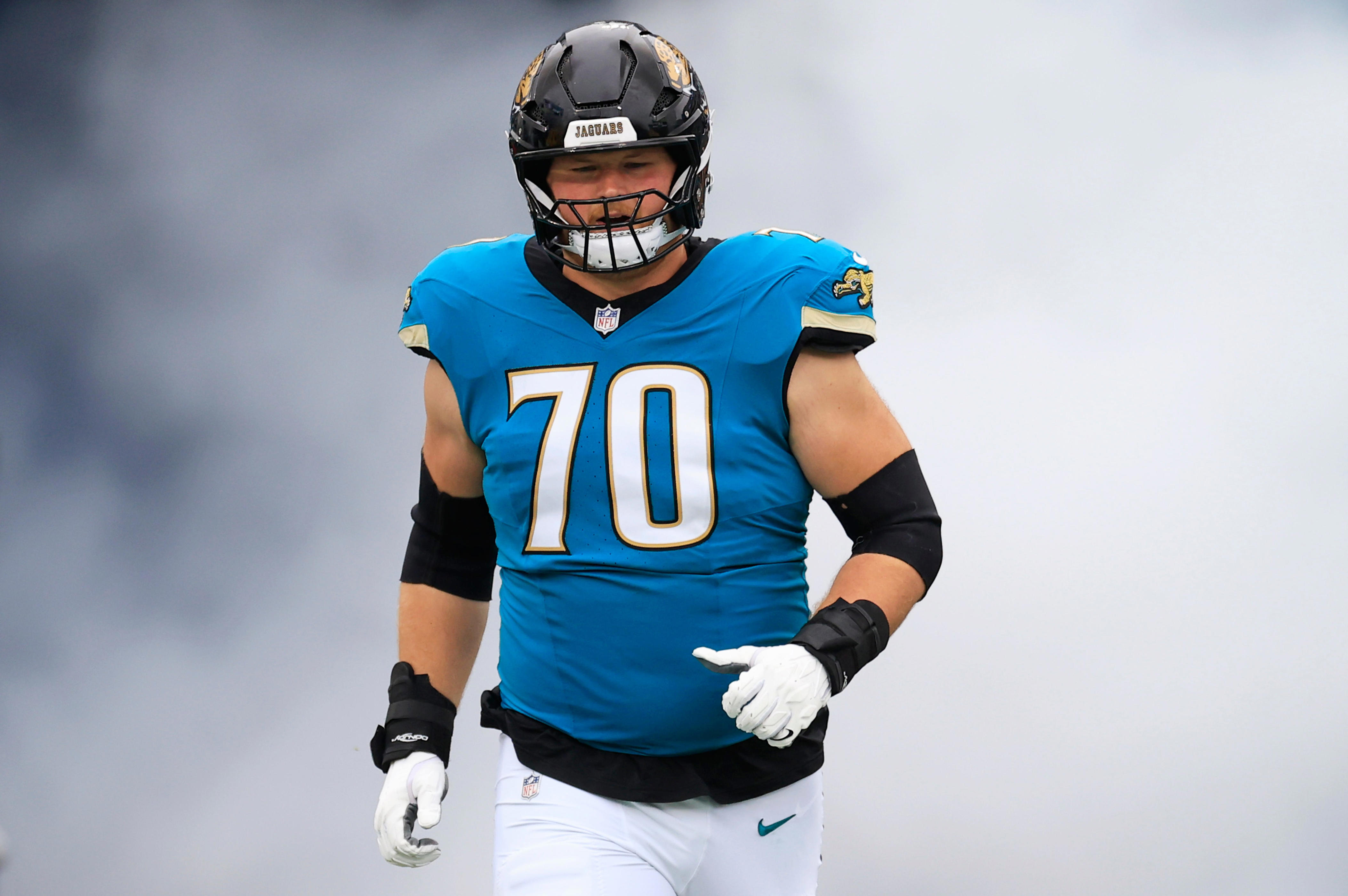 Will Cole Van Lanen play vs. Bills? Latest injury update on Jaguars OT