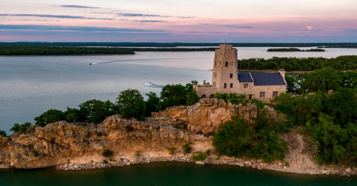 Oklahoma Lake Towns Locals Say Tourists Have Ruined