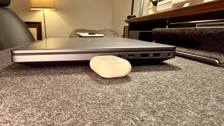 Dell Pro Max 16 Plus mobile workstation review: Backpack-friendly ...