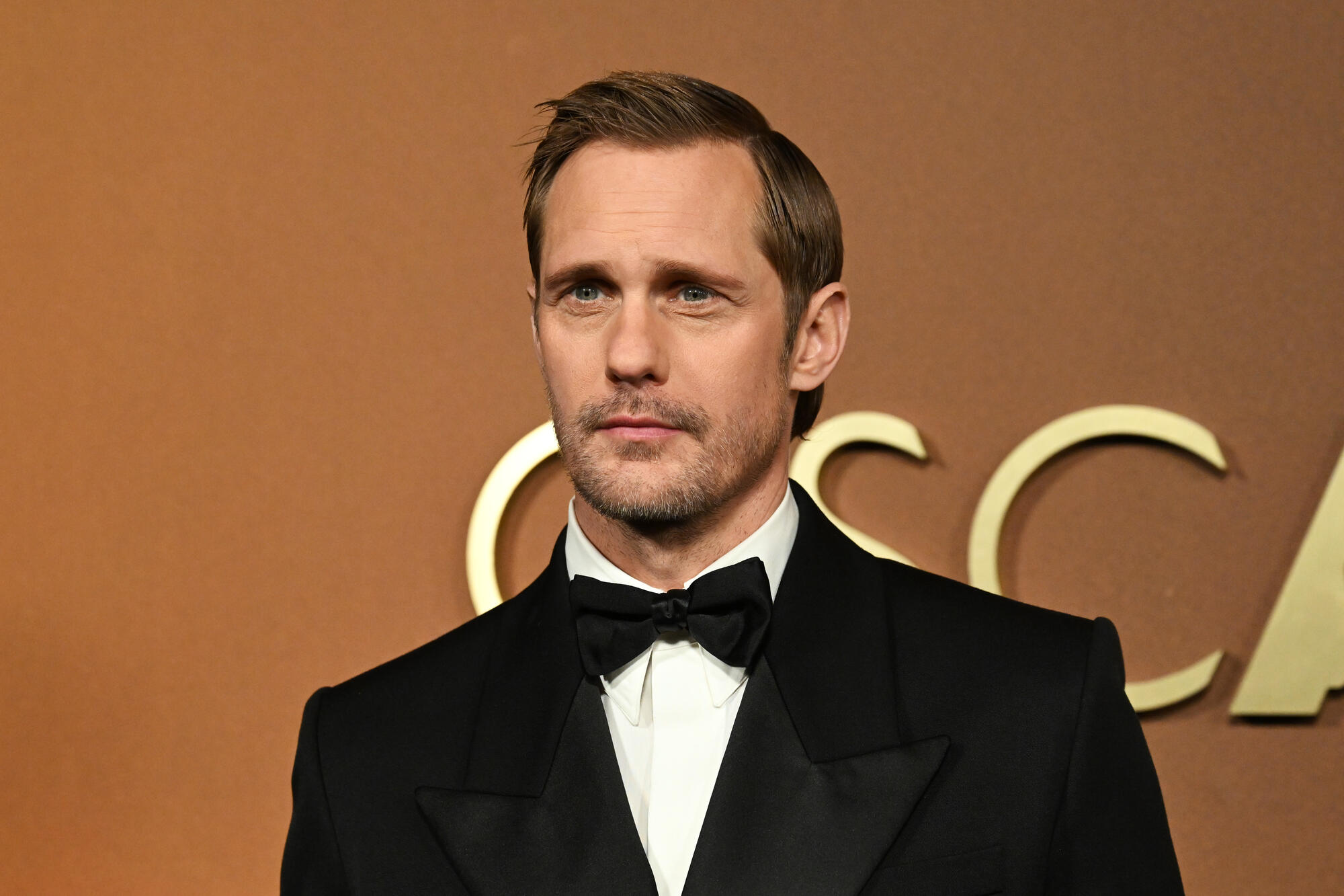 Alexander Skarsgård on joking about a 'smear' Oscar campaign against ...