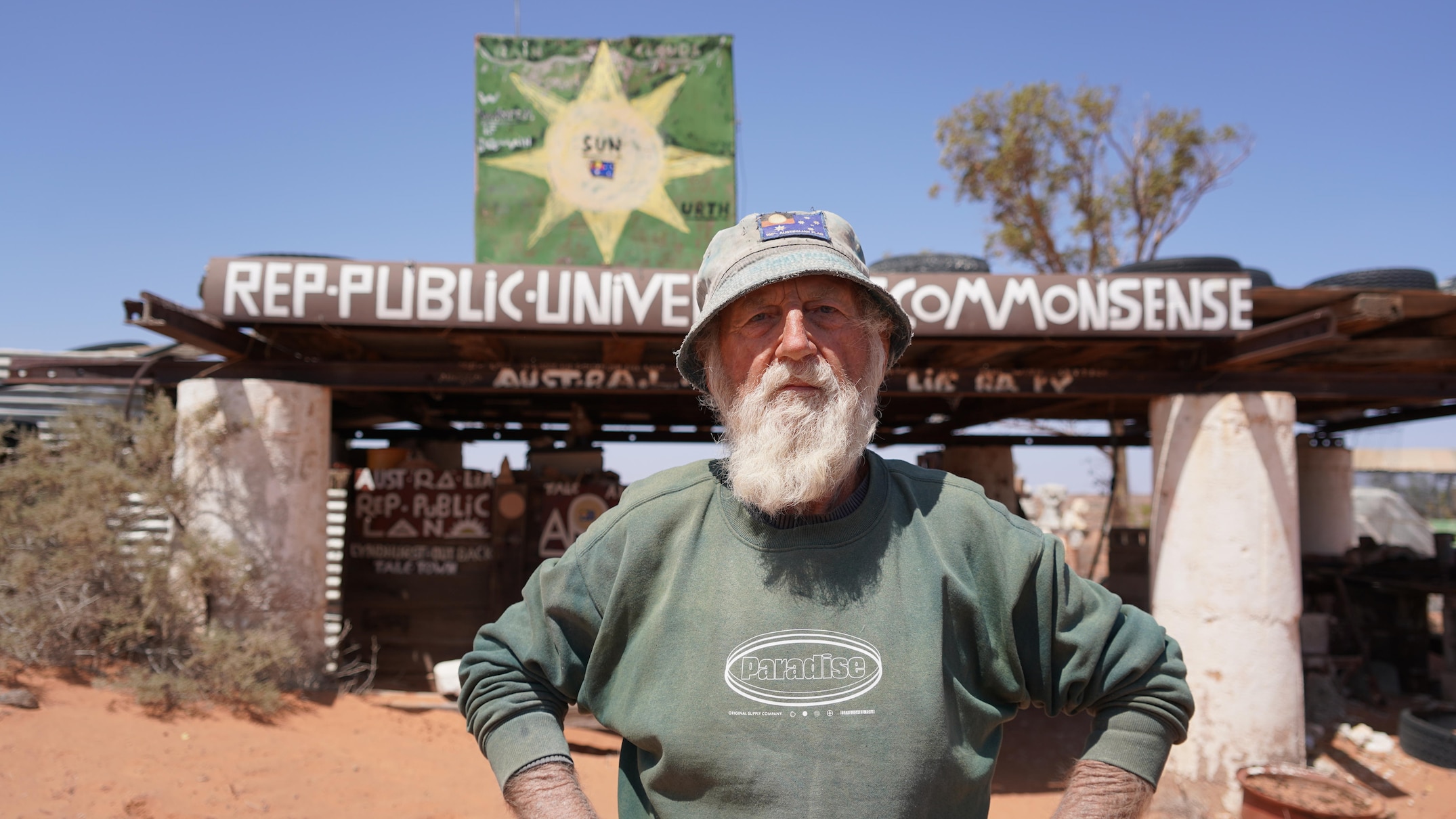 Talc Alf's carved artworks attract tourists travelling the Strzelecki ...