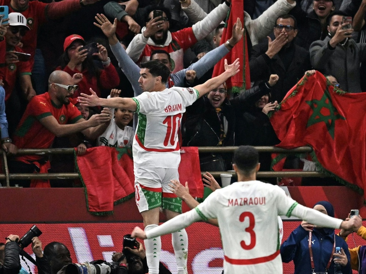 Gastgeber Marokko und Senegal im Halbfinale