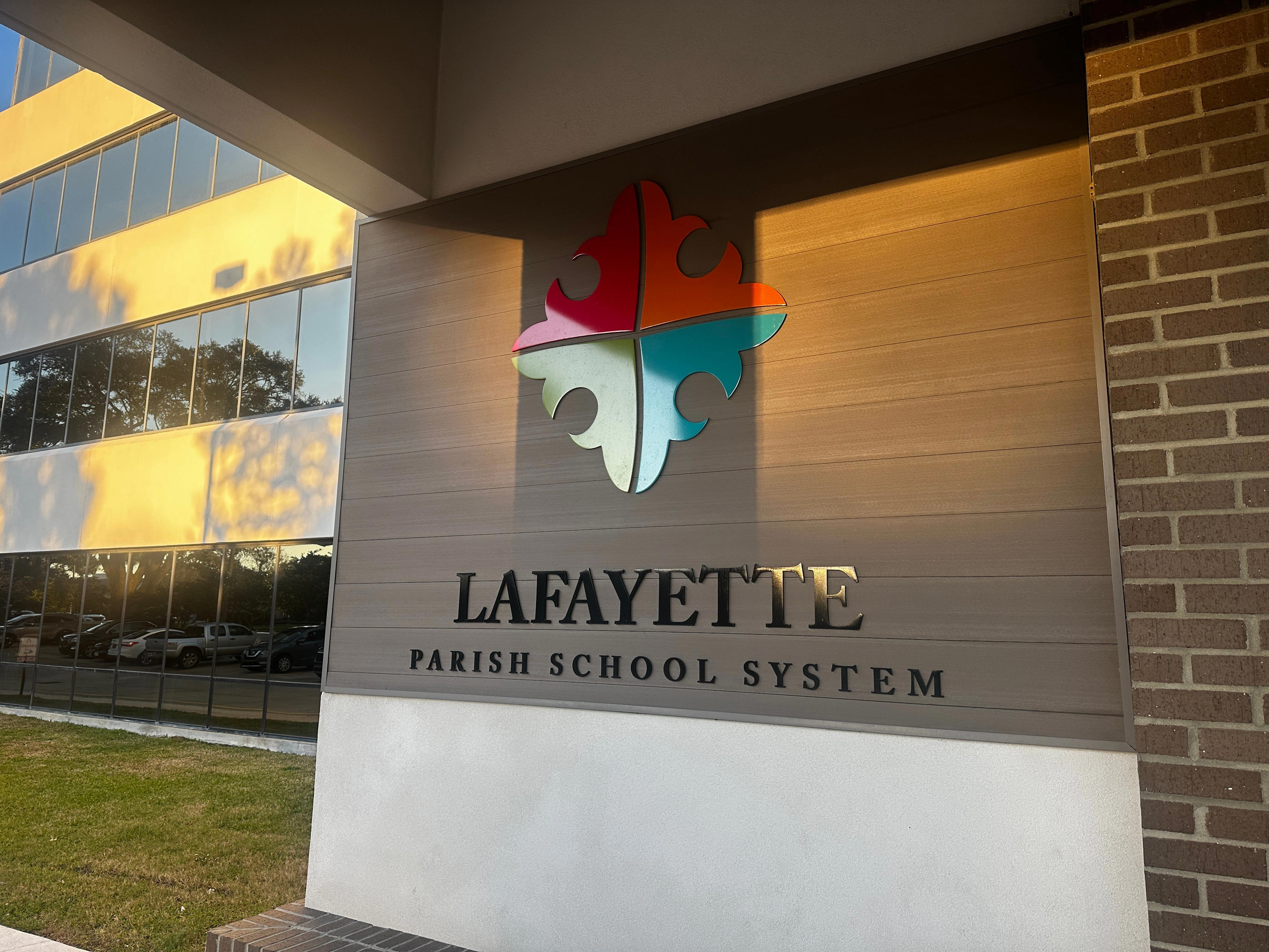 LPSB picks leaders, cuts audit costs, gives superintendent raise