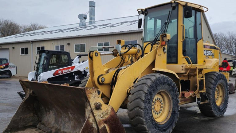 MSP searching for late-night tractor thief
