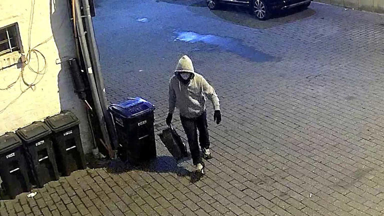 DC pipe bomb suspect pleads not guilty to federal charges