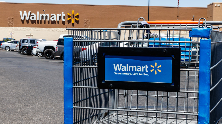 12 shady things about Walmart's grocery department