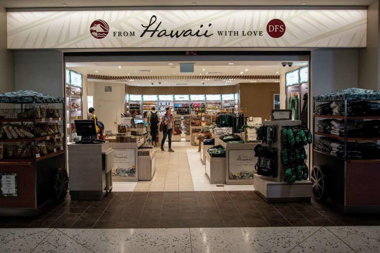 Luxury shops in Hawaii to close after 63 years
