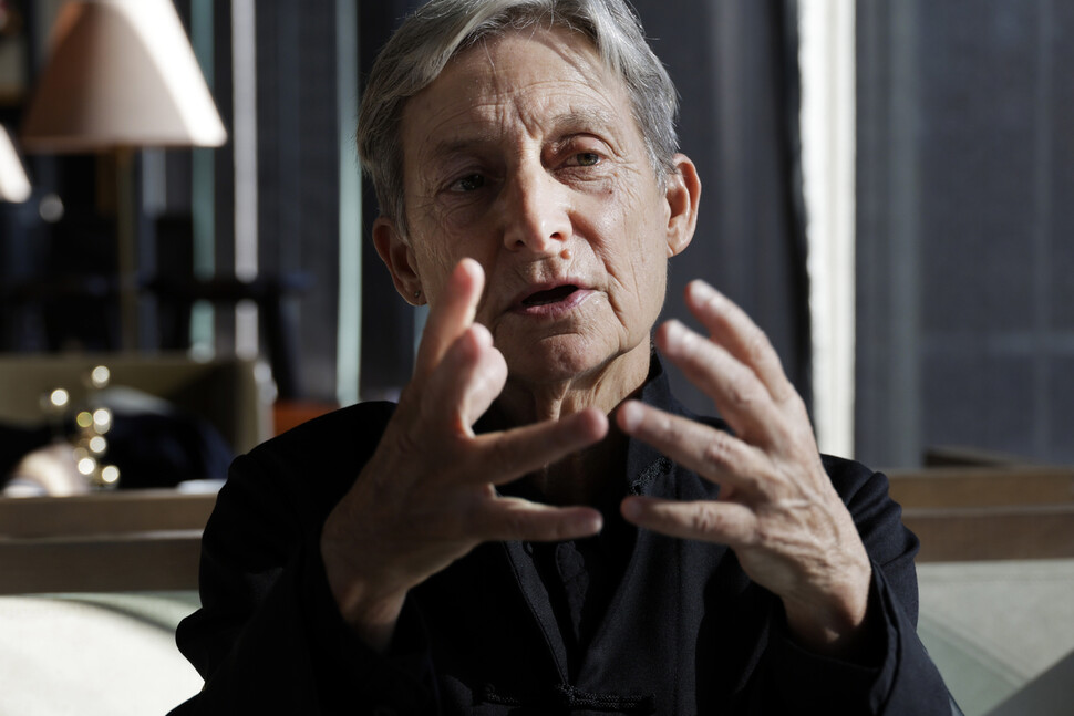 [단독] 주디스 버틀러 “상황 악화 때 피난처 고민… 그러나 나는 특권 누리는 사람” [.txt]