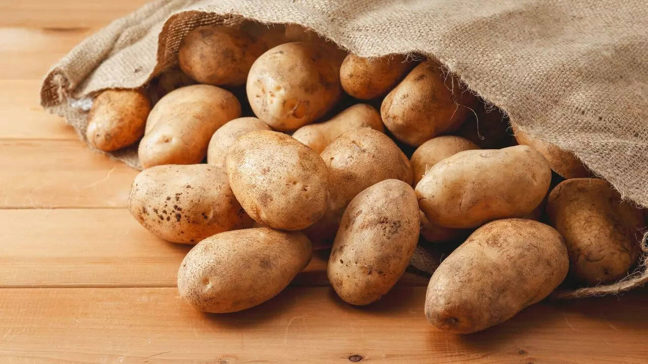 How to tell if a potato is natural or chemically treated using simple ...