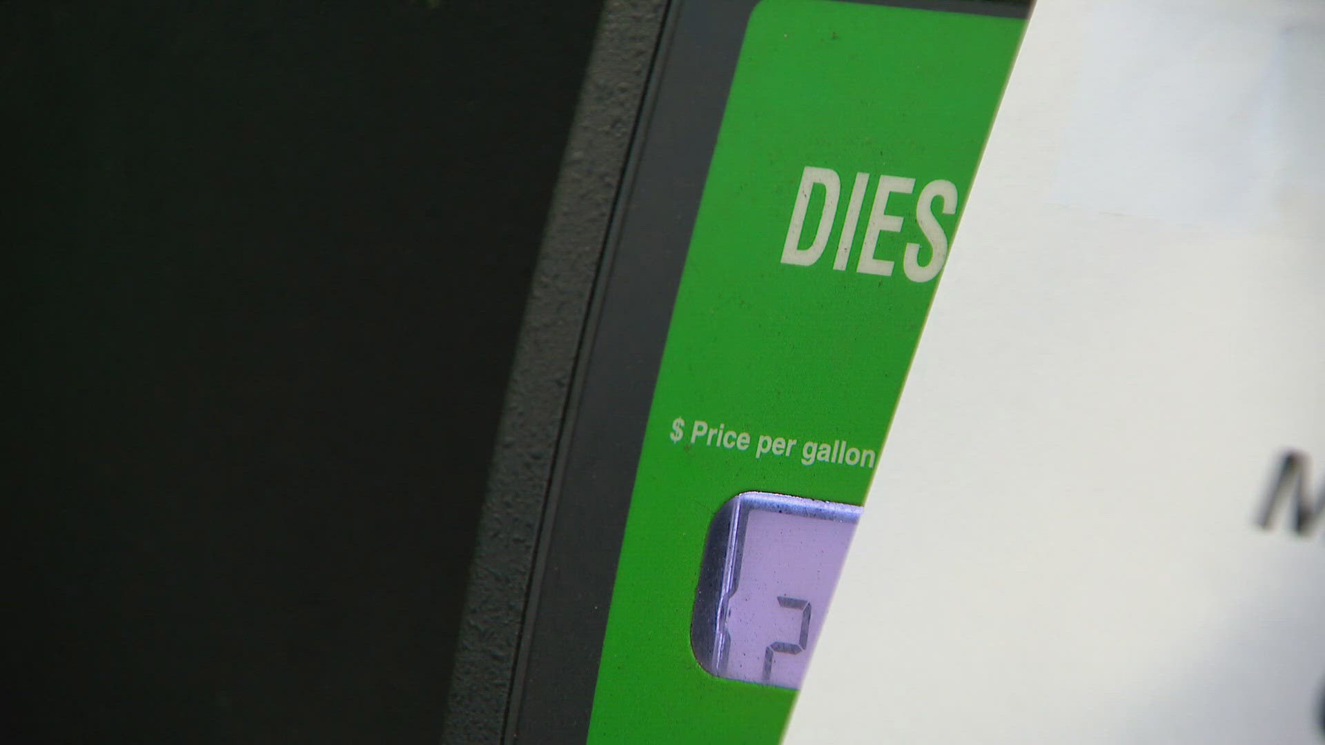 Full list of Denver-area gas stations affected by contaminated gas ...