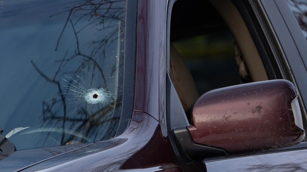 Minnesota AG, Hennepin Co. vow to still collect evidence in ICE ...