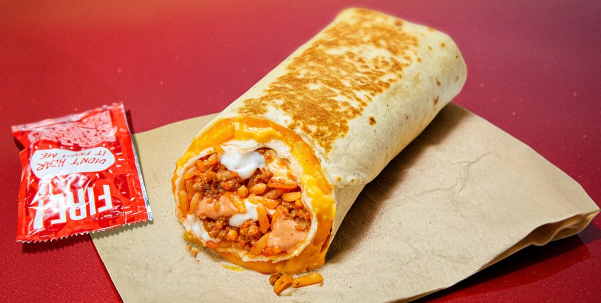 I'm a food editor and I tried Taco Bell’s new volcano quesarito before ...