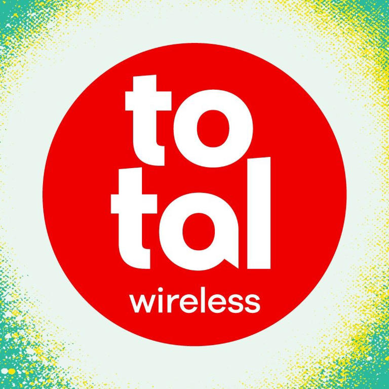 Total Wireless 2,000th store grand opening celebration, NYC