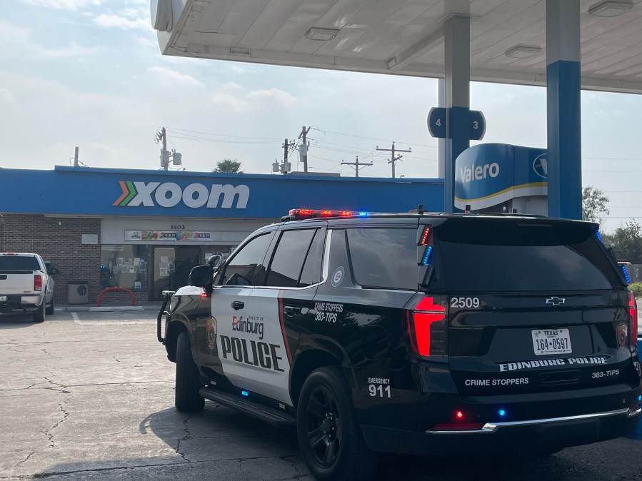 Edinburg police search for two suspects in XOOM Express robbery