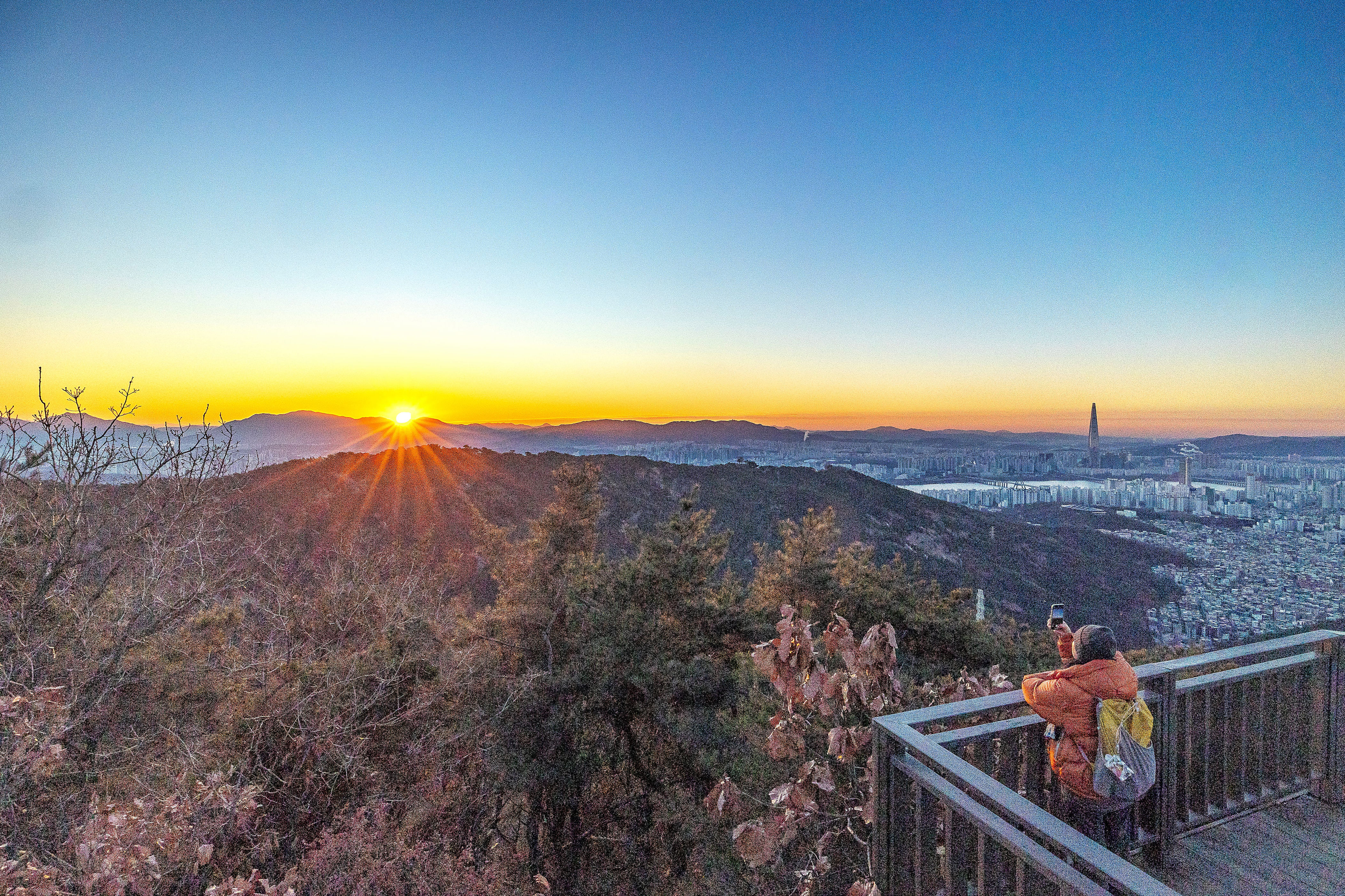 Ayongmang course links three Seoul mountains for trail runners