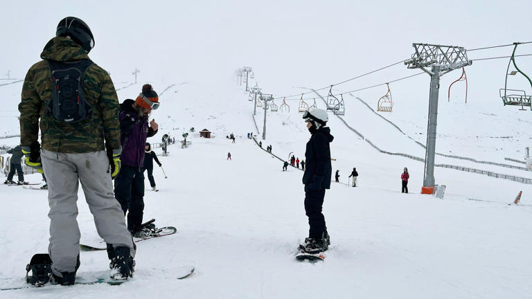 Scottish ski centres celebrate bumper snowfall