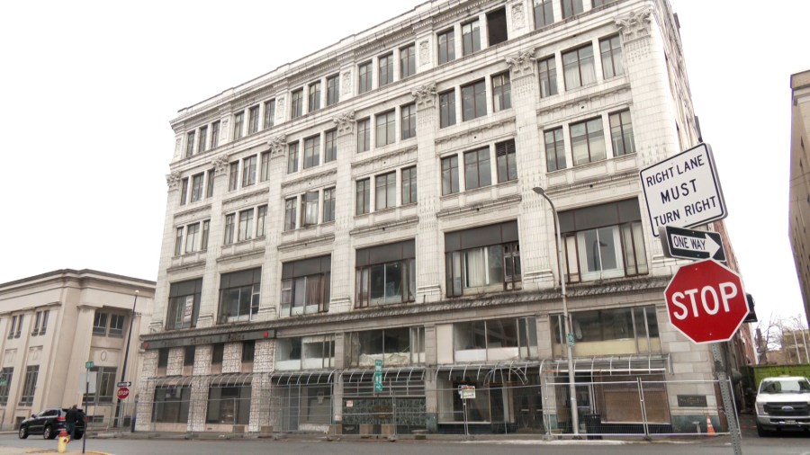 Old Penn Central building to become Altoona apartment complex