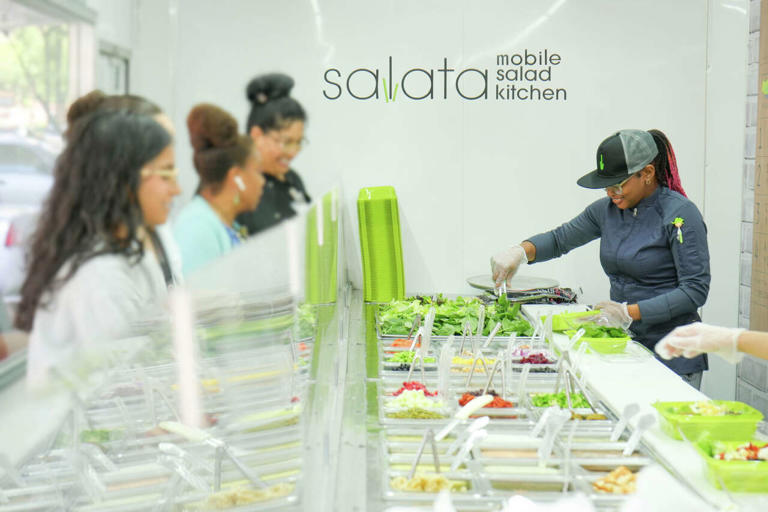 Salata to reopen its original location in downtown Houston tunnels