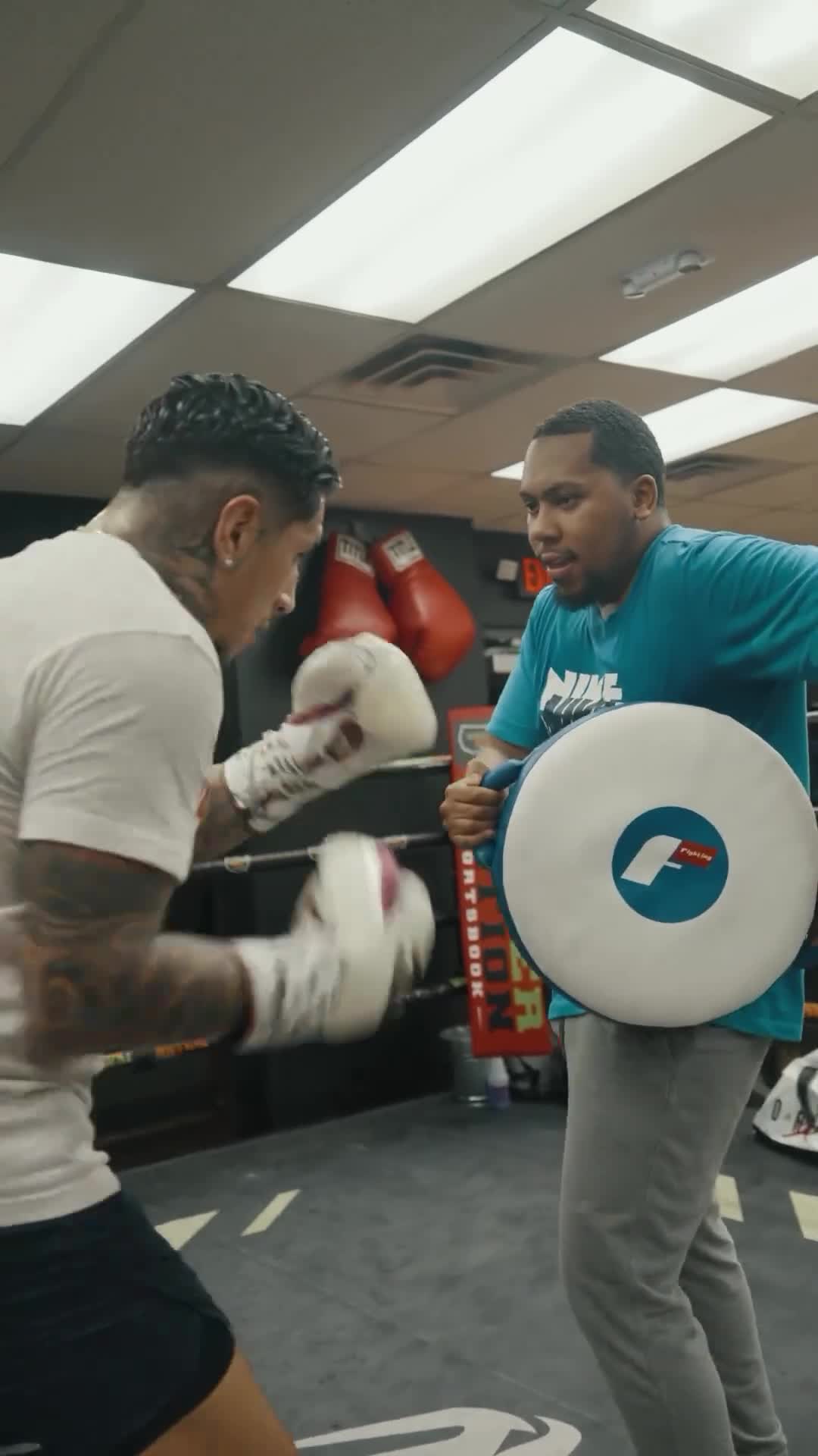 2024 is my year 👊🏼💥 I promise you Fernando Vargas Jr destroying pad ...