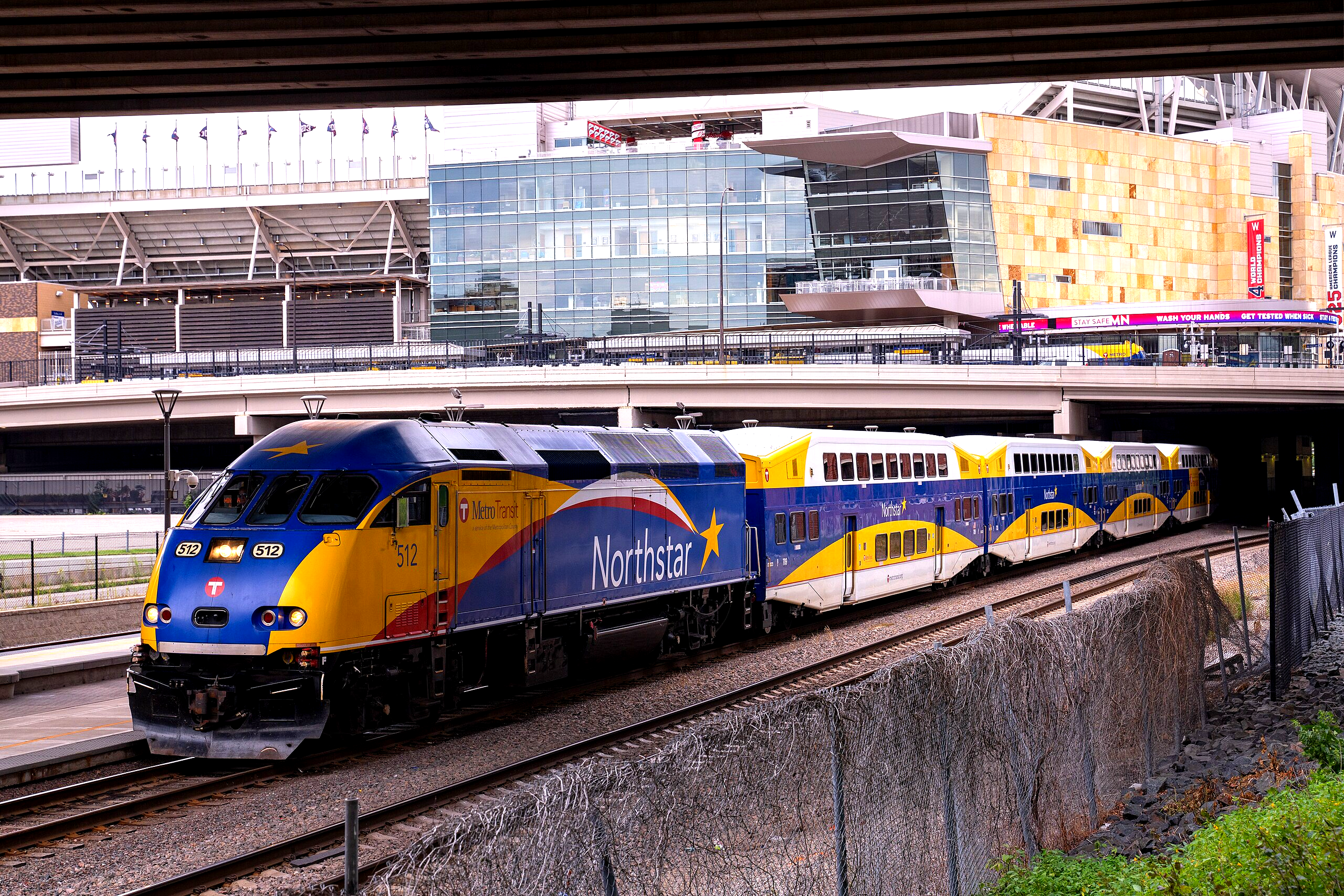 Amtrak steps in after Minnesota train finally abandons travelers