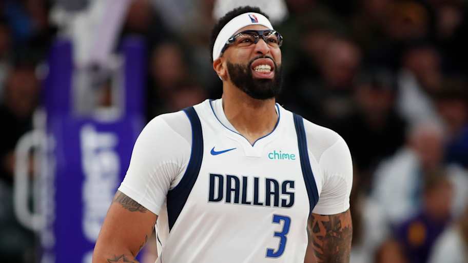 Raptors' hopes for Anthony Davis trade wrecked by brutal injury news