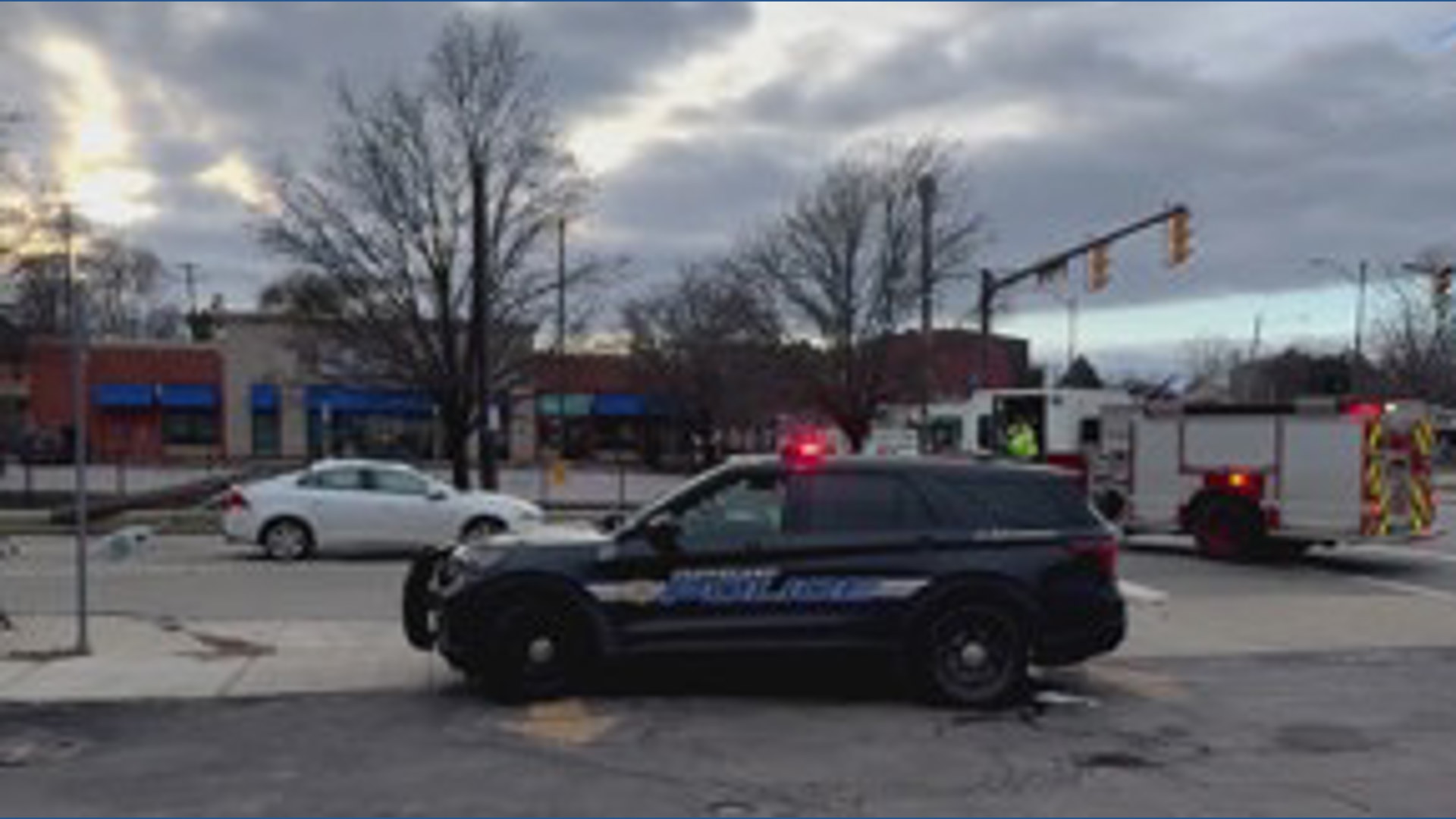 High winds knock over street light at Lorain Ave. and Fulton Road in ...