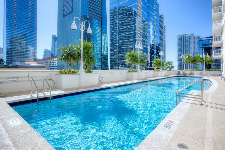 10 laid-back Miami Airbnbs to get you in the vacation mindset