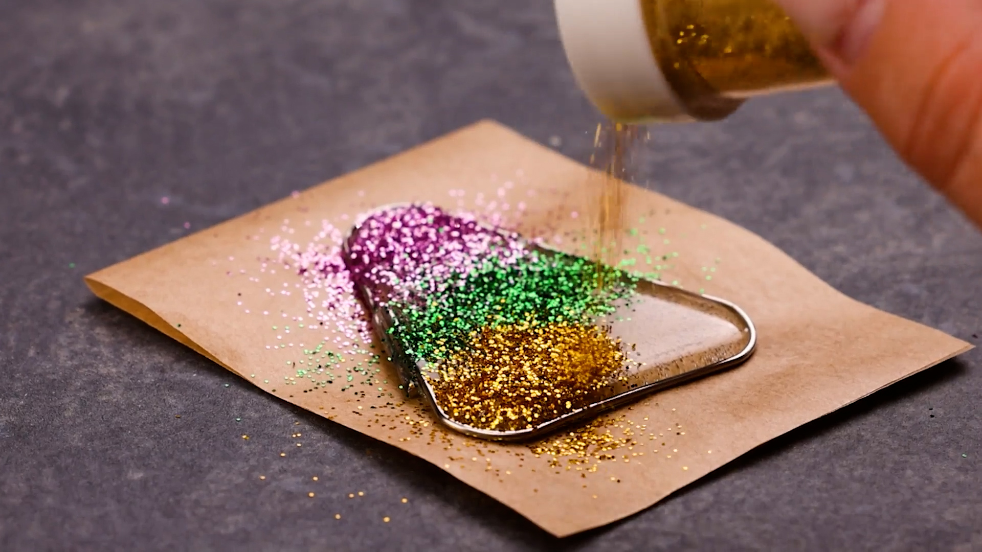 Creative uses for your everyday paper clips