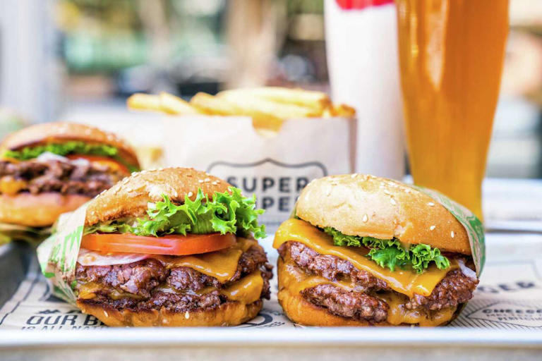 A homegrown SF burger chain is the latest city-backed Union Square opening
