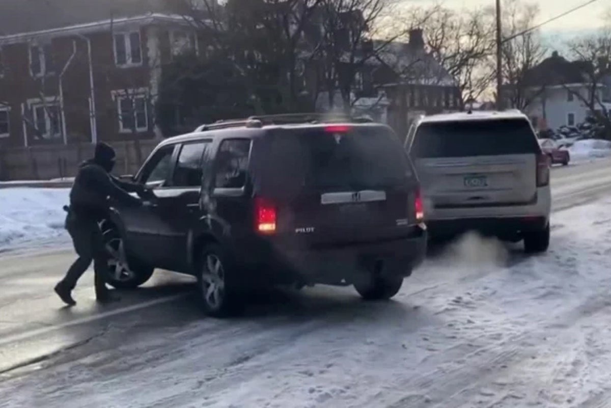 Former officers break down fatal ICE videos after conflicting reports