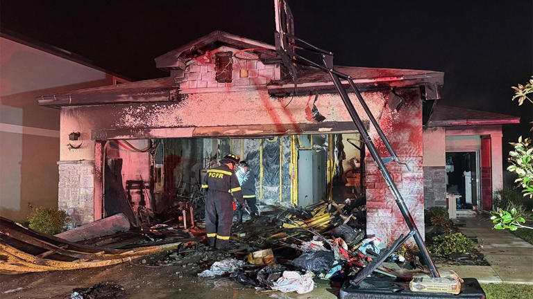 Dade City garage fire erupts from malfunctioning lithium‑ion batteries ...