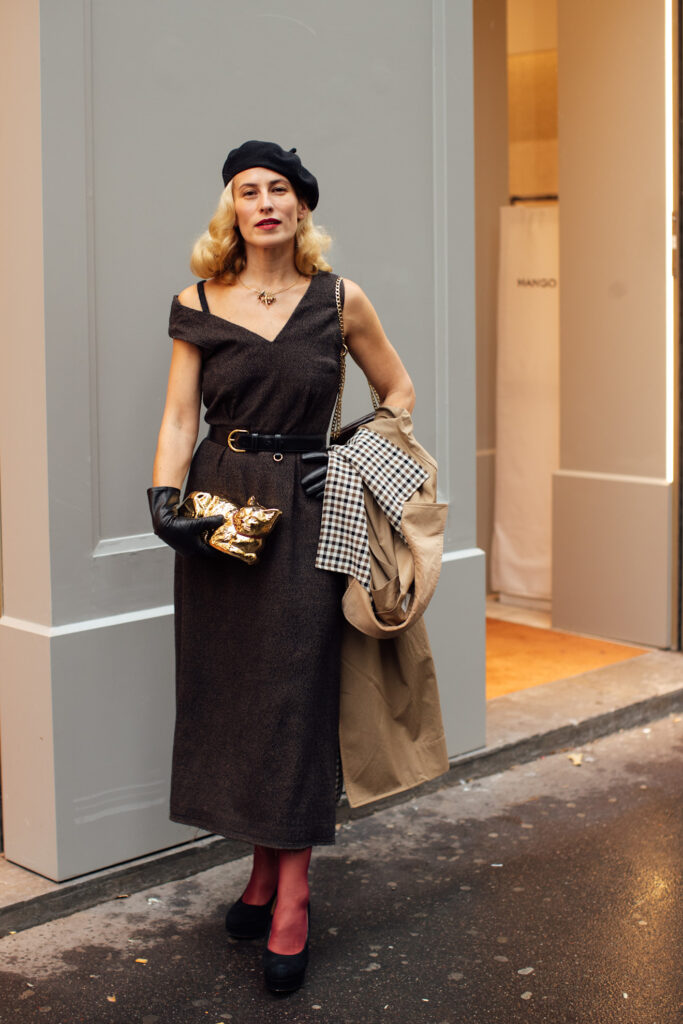 Collant e vestiti: sai quanti (e quali) modi esistono per abbinarli?