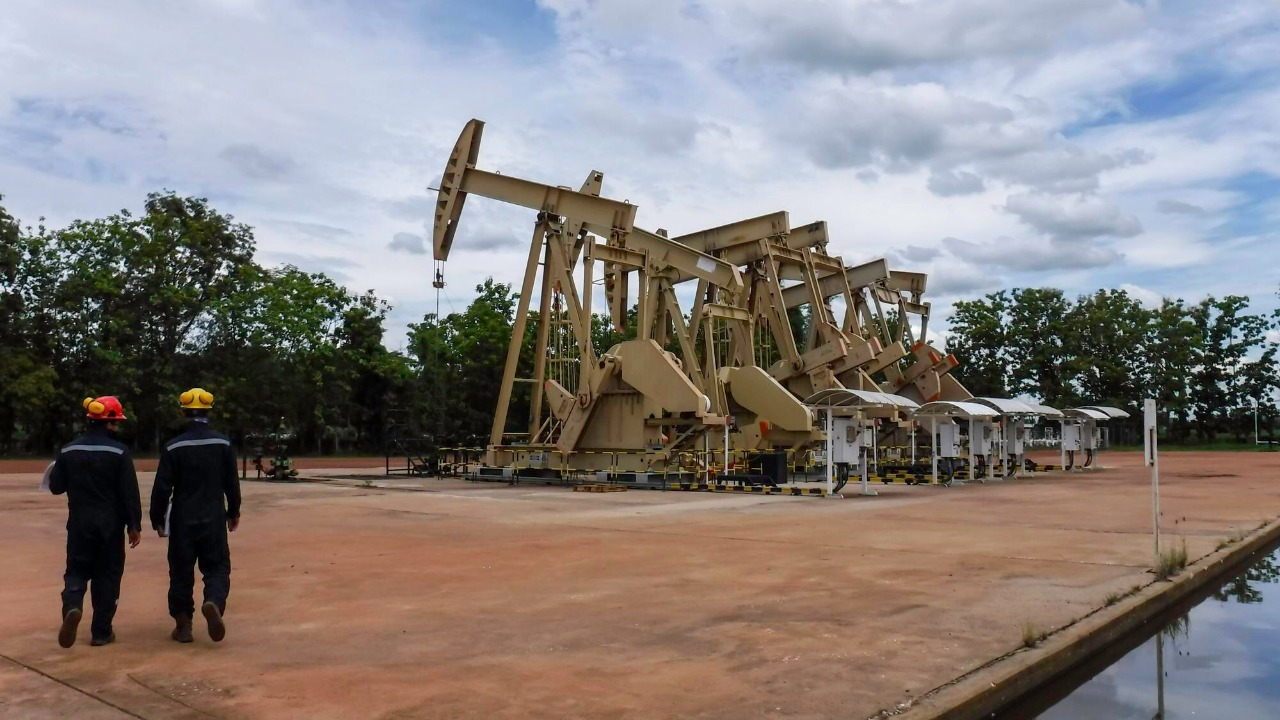 Venezuela oil faces a $100B price tag, and markets are watching