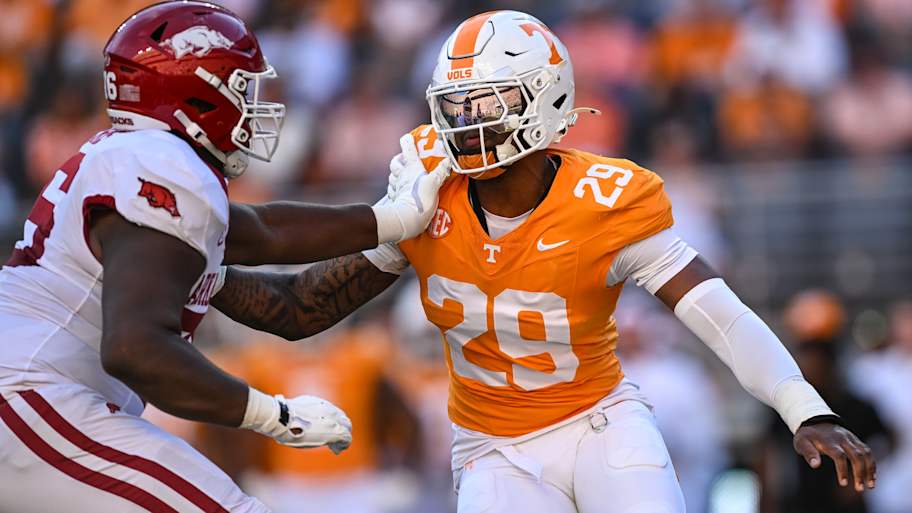 LSU's defensive line gets major boost with signing of former 5-star ...