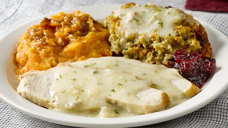 The 12 foods you should be ordering at Cracker Barrel