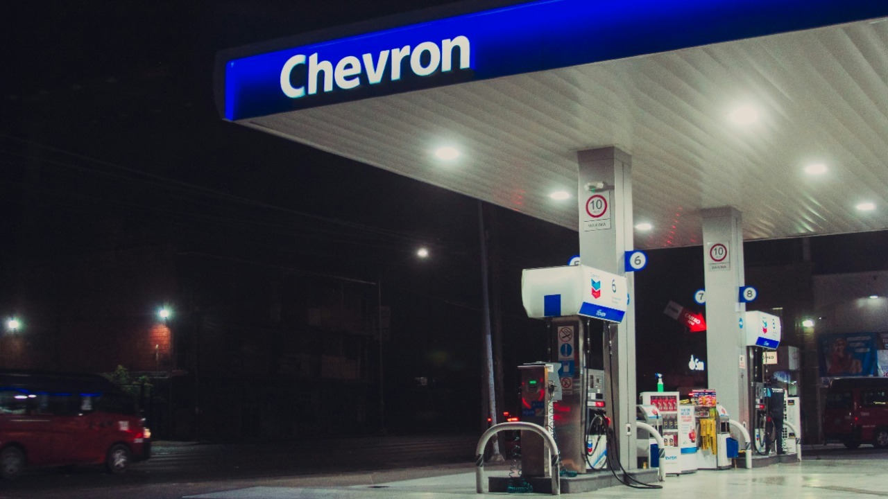 Chevron falls as investors get a Venezuela reality check