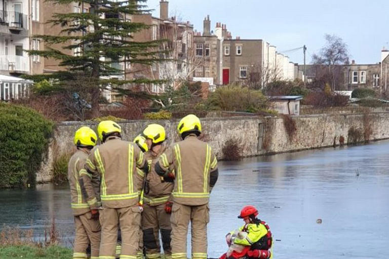 Edinburgh emergency services rush to scene of local beauty spot for ...