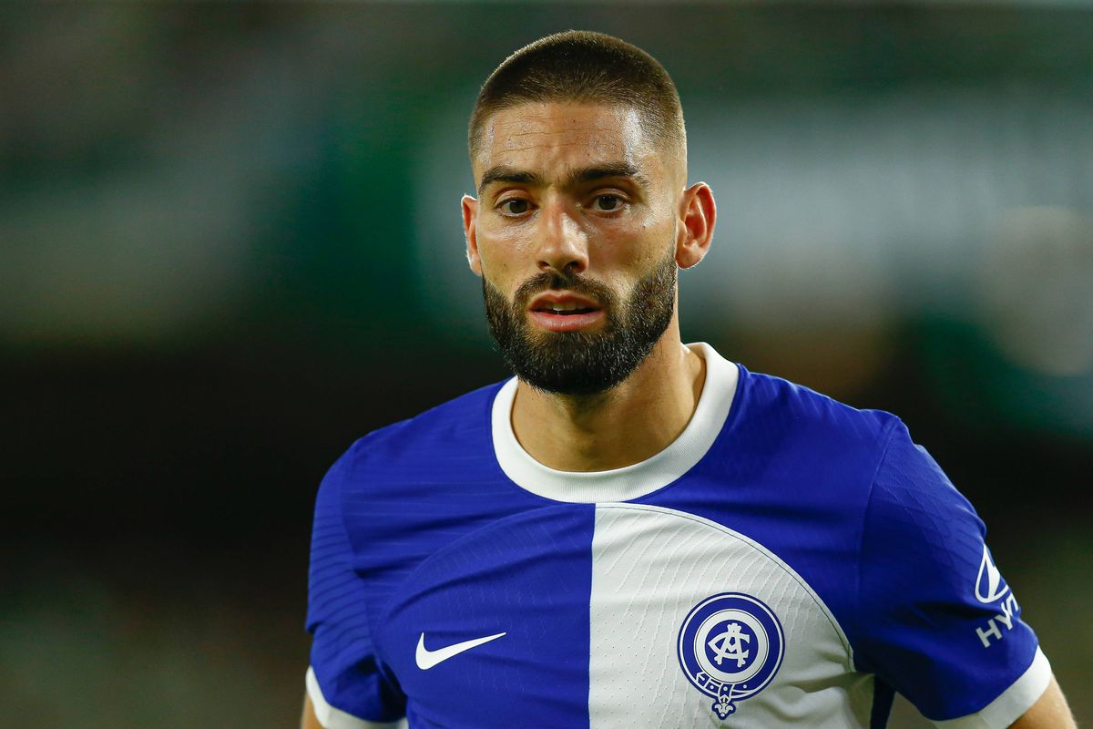 Rennes et Nantes se jettent sur Yannick Carrasco