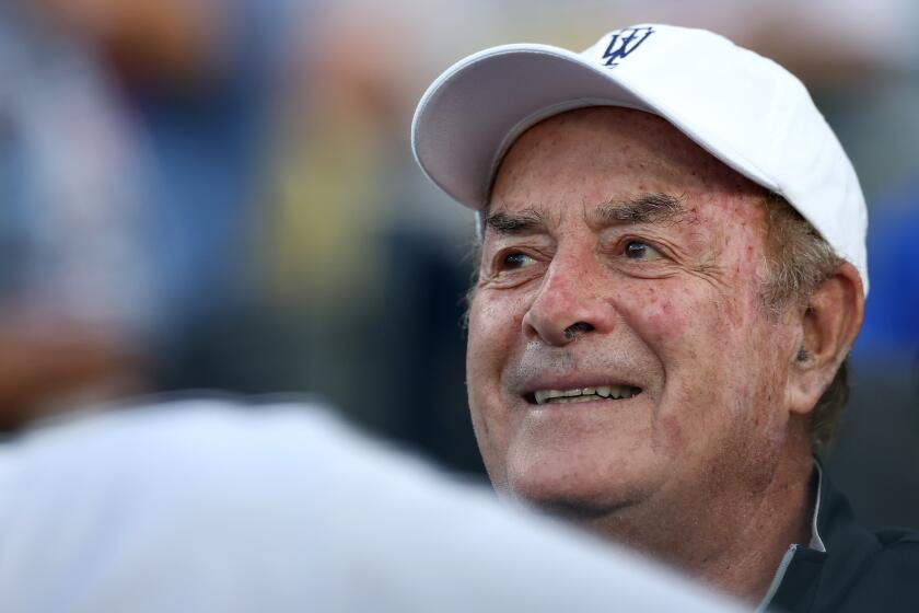 Legendary announcer Al Michaels will be back to call NFL games on Prime ...