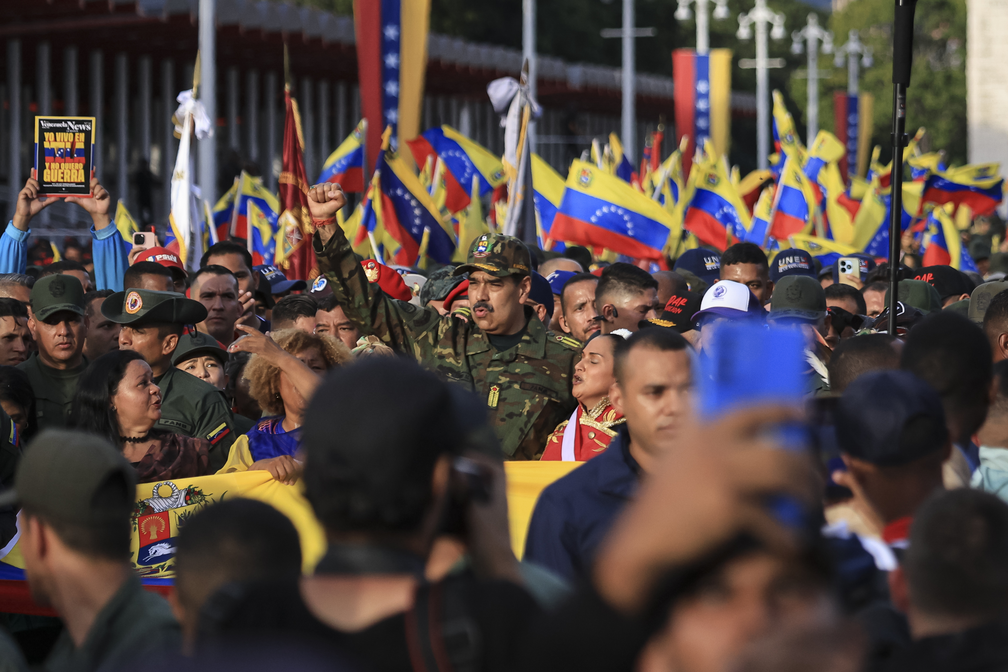 Inside the frantic global race to find an escape route for Maduro
