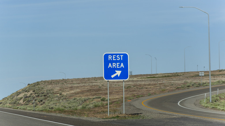 What to know before sleeping overnight at a highway rest stop