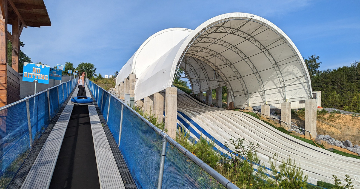 Not a skier? This Tennessee snow tubing spot is just as much fun