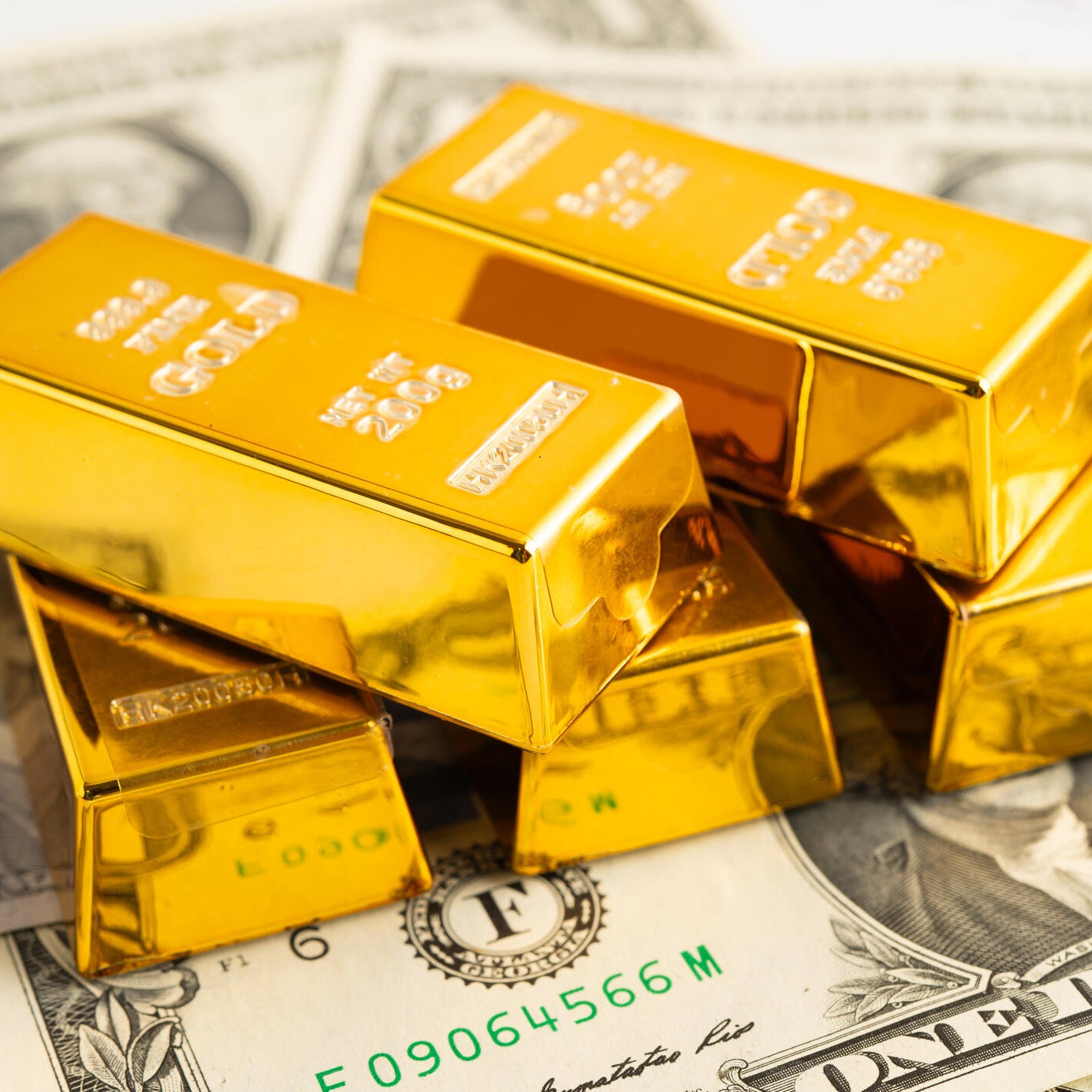 How much gold will $10,000 buy right now?