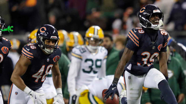 Bears’ TJ Edwards exits Packers clash in air cast after foot injury
