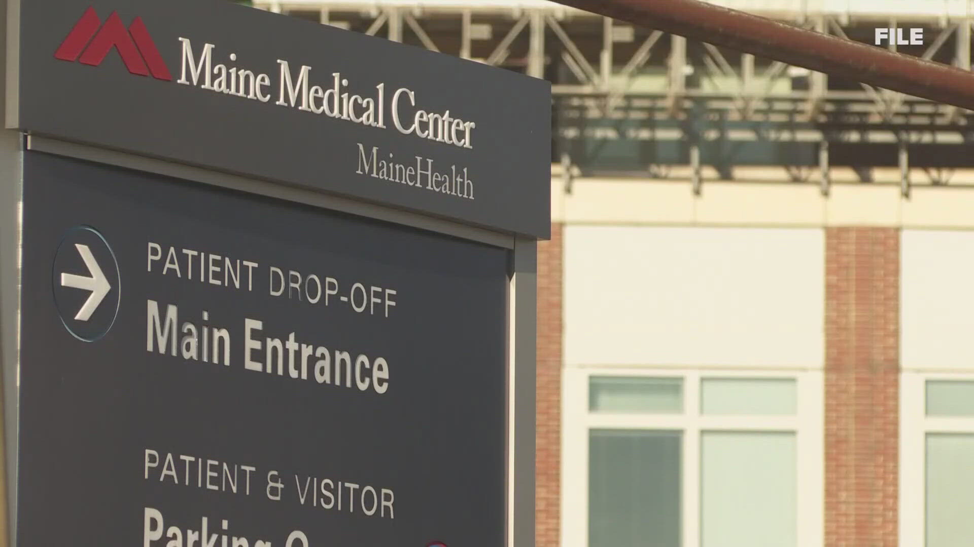 Nurses at Maine Medical Center in Portland approve new union contract