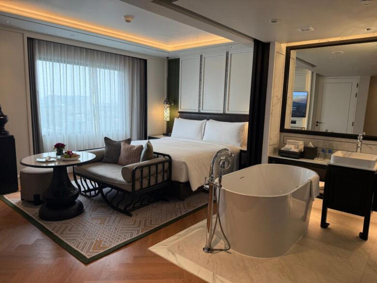 IHG One Rewards and Qatar Airways Privilege Club partner to allow ...