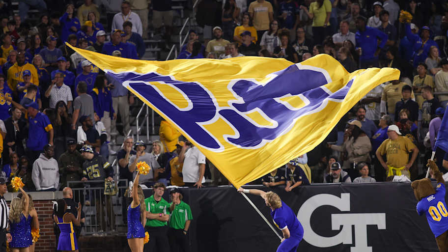 Buffalo transfer LB visits Pitt