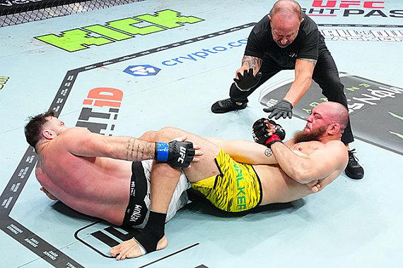 Ranked heavyweights collide at UFC Seattle on March 28